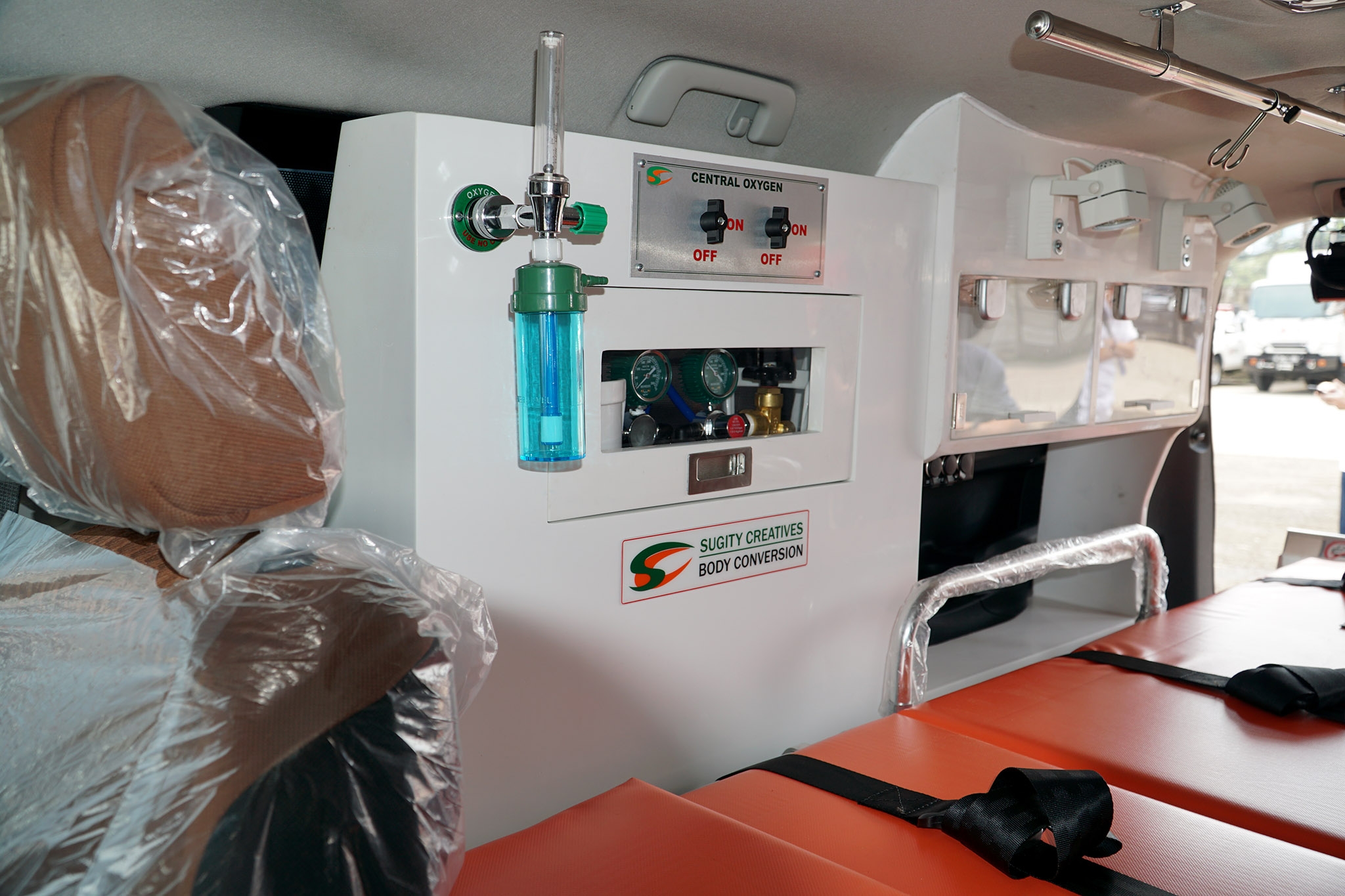Toyota Kijang Innova Ambulance Siap Dukung Tenaga Medis Tangani Wabah ...