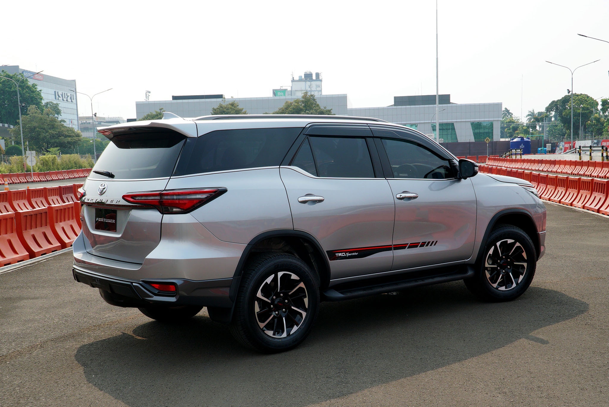 Lengkapi Jajaran Kendaraan IMV di Indonesia, Toyota Hadirkan Dua Produk ...